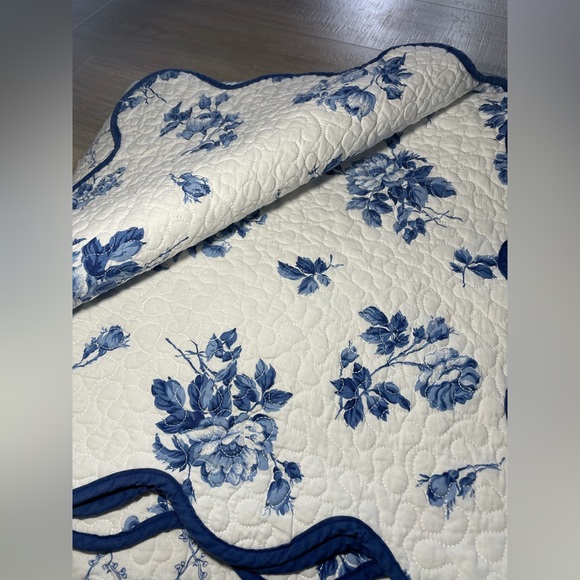 Sunham Home Fashions | Bedding | Sunham Home Fashions Quilt | Poshmark